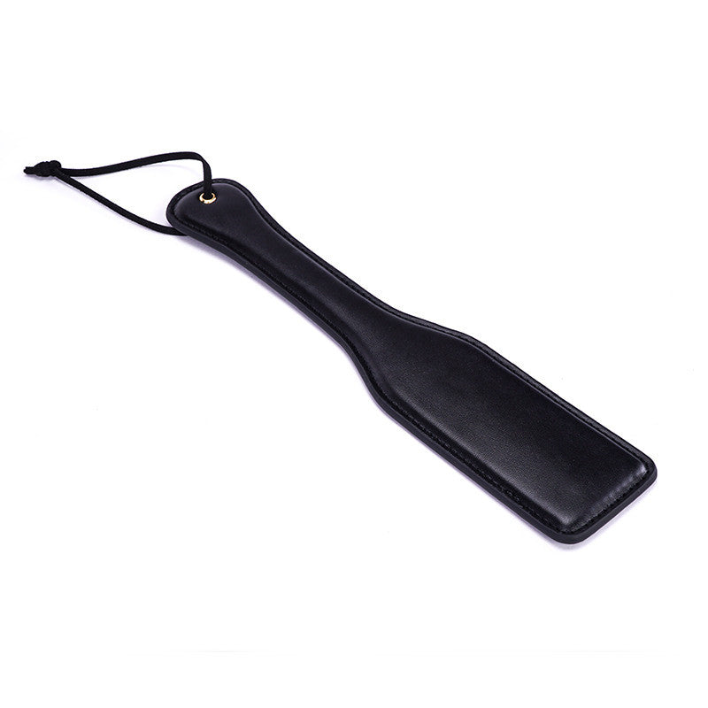 Men and Women, Cane Leather, Faux Scourge Props – Sociable Weaver Nest
